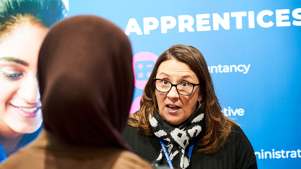 Apprentice Maternity Leave and Pay: Employer Guide | Total People